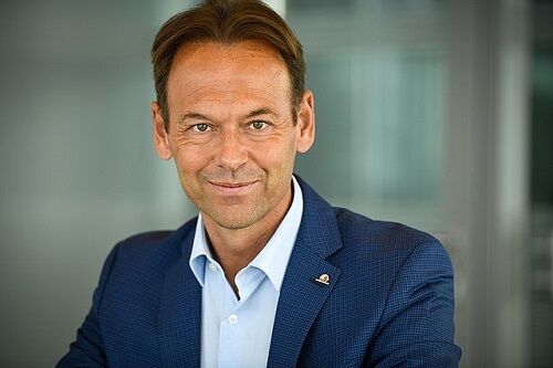 EC approves UNIQA’s acquisition of AXA in Poland, Czech Republic and ...