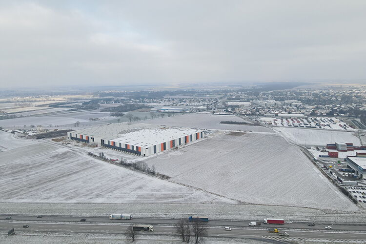 7R Innovates with Battery Energy Storage at 7R Park Wrocław West II